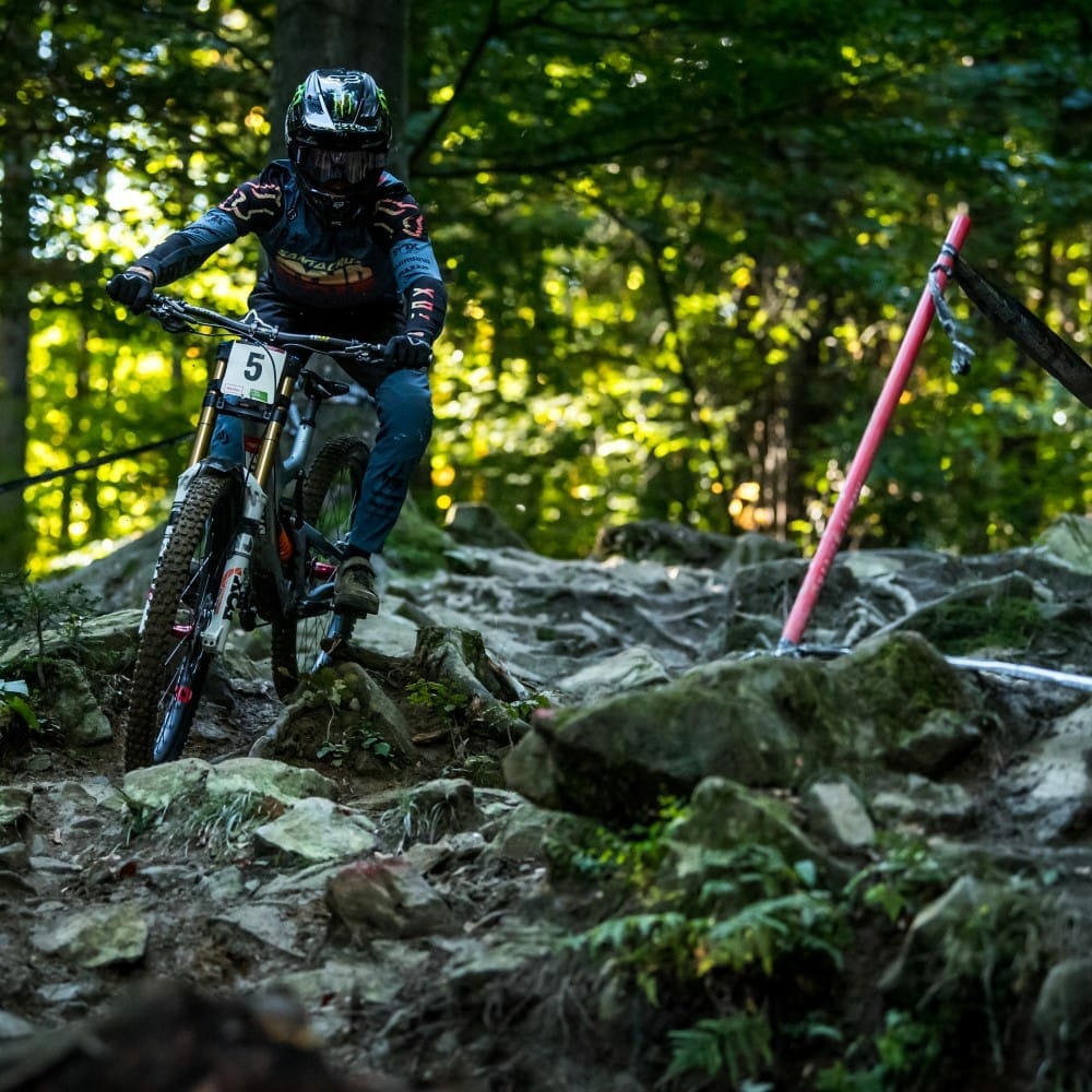 Die WD-40 Company sponsort das Team Santa Cruz Syndicate.